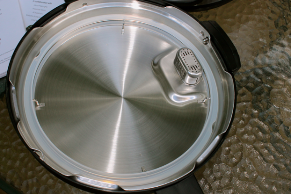 I ditched my old pressure cooker for the Instant Pot - Happy Belly Foodie